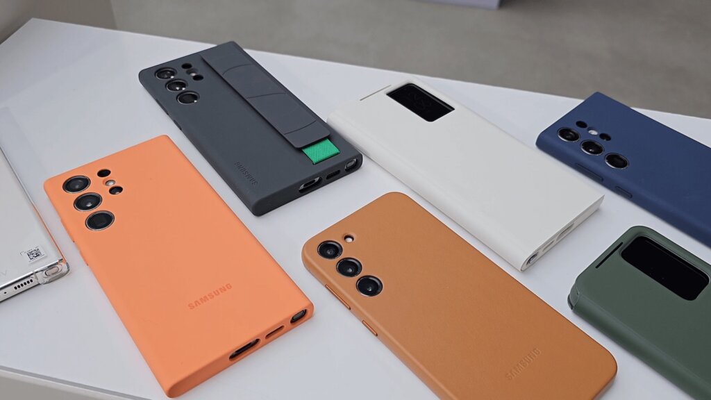Samsung Galaxy S23 Ultra unter der Lupe beim Unpacked Event in Berlin ...